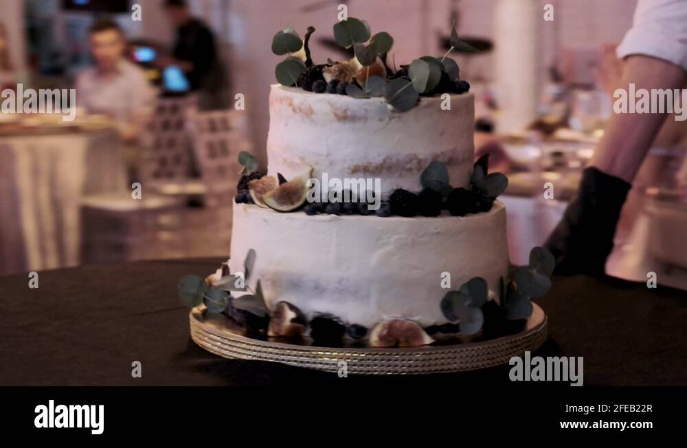 Cake trolley Stock Videos & Footage - HD and 4K Video Clips - Alamy
