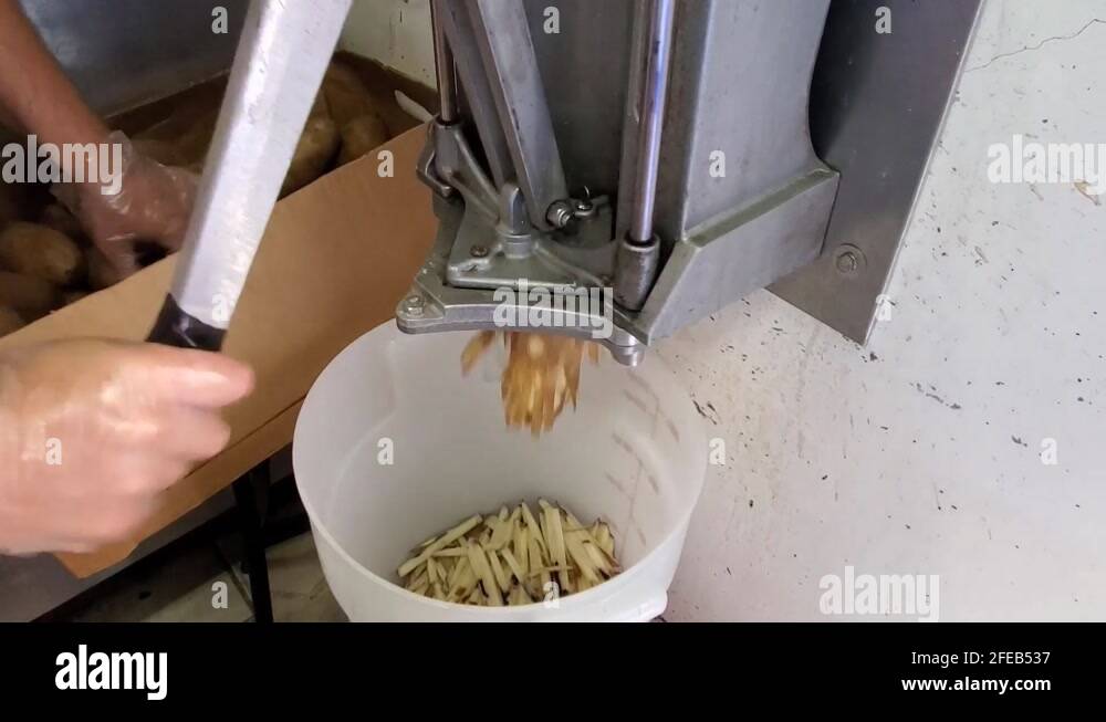 Slow cutting Stock Videos & Footage - HD and 4K Video Clips - Alamy