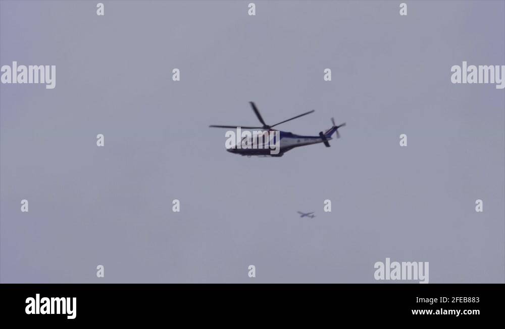 Slow flying aeroplane Stock Videos & Footage - HD and 4K Video Clips ...