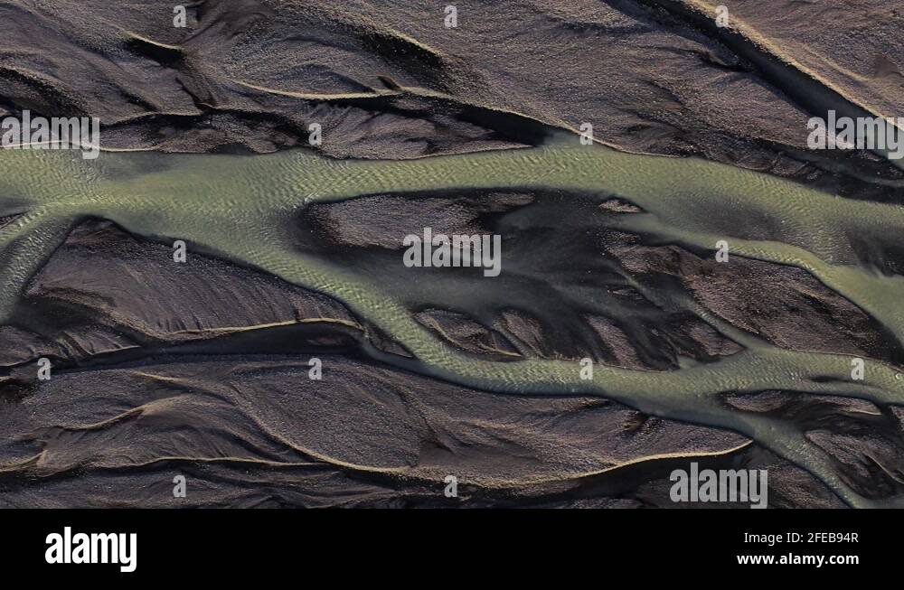 Braided Kudafljot River With Lots Of Channels Formed In The Riverbed At ...