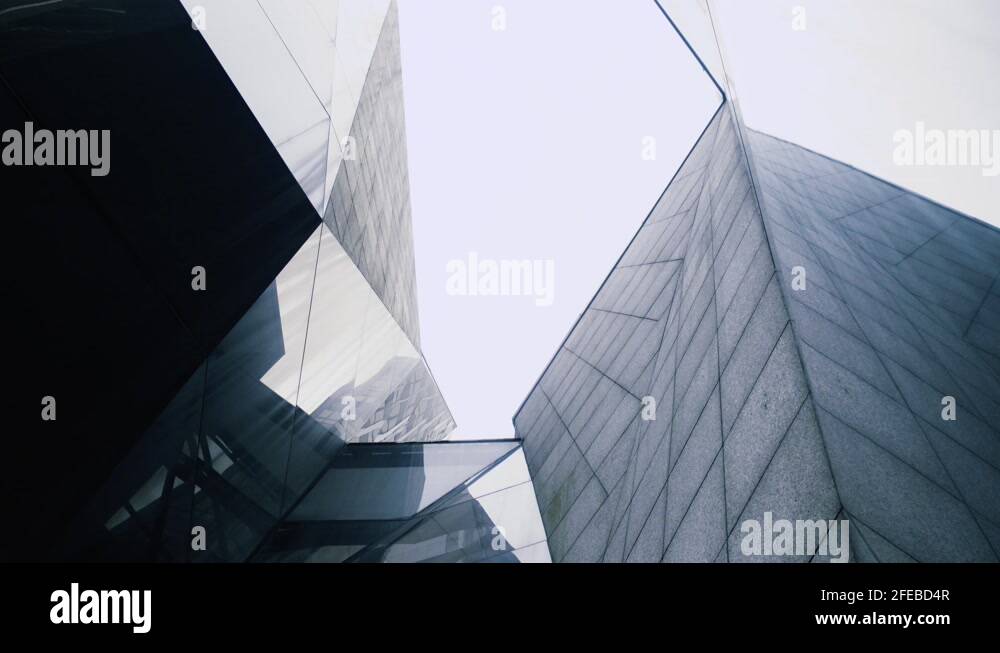 Cubism architecture Stock Videos & Footage - HD and 4K Video Clips - Alamy