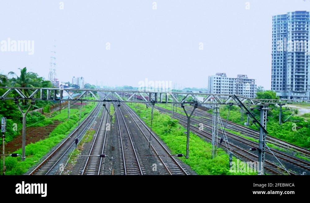 Mumbai rail travel Stock Videos & Footage - HD and 4K Video Clips - Alamy