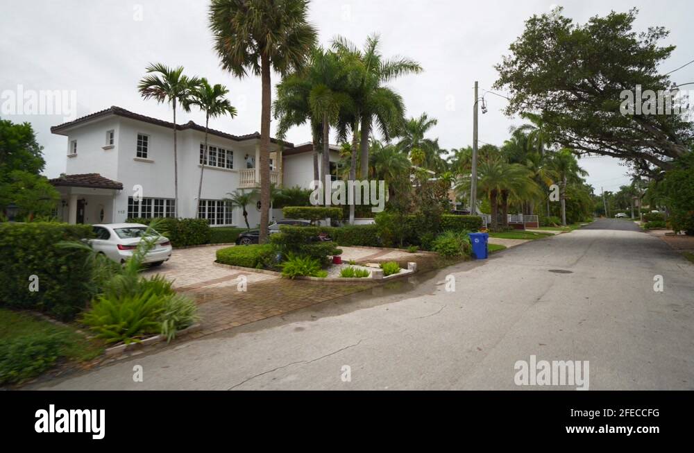 Front side view upscale mansion neighborhood homes 4k 60p Stock Video ...