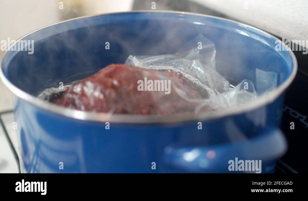 Olla pot Stock Videos & Footage - HD and 4K Video Clips - Alamy