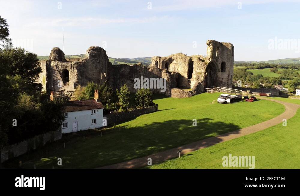 Welsh landmark Stock Videos & Footage - HD and 4K Video Clips - Alamy