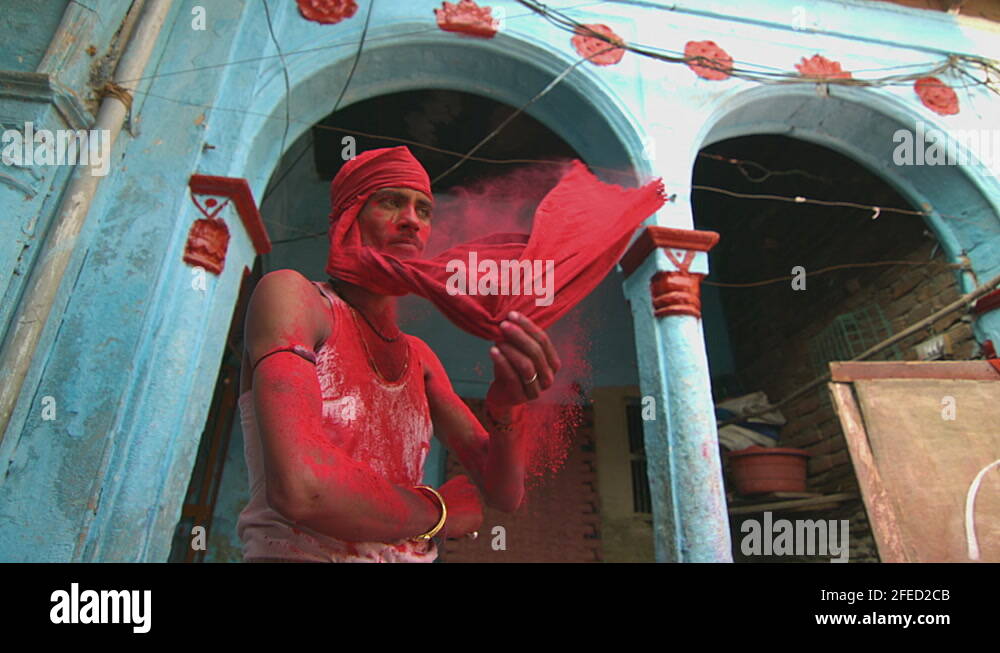 Faces covered face Stock Videos & Footage - HD and 4K Video Clips - Alamy