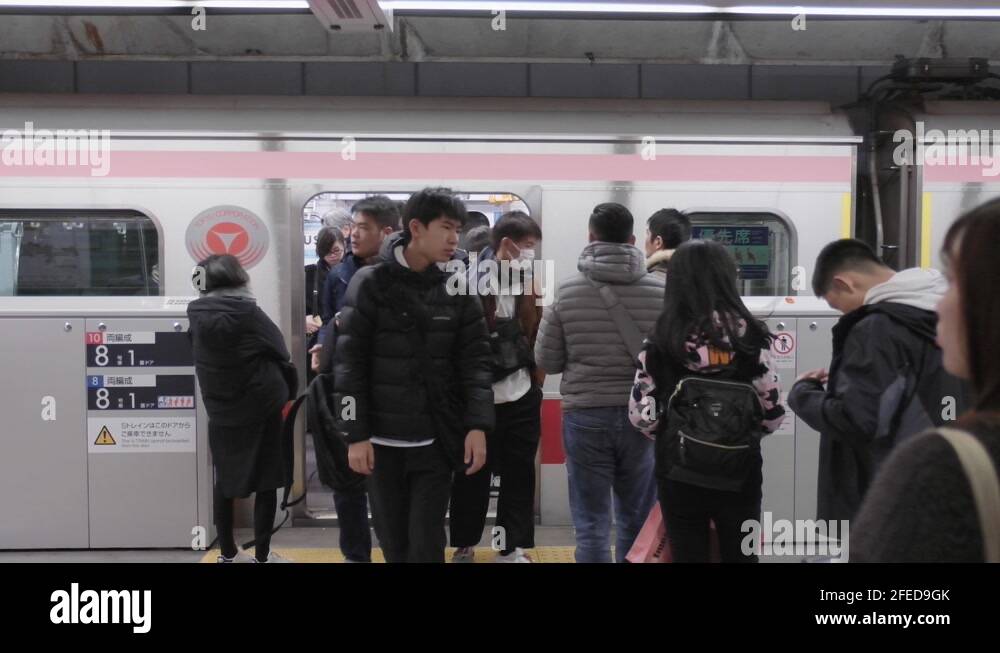 Shibuya train station Stock Videos & Footage - HD and 4K Video Clips ...