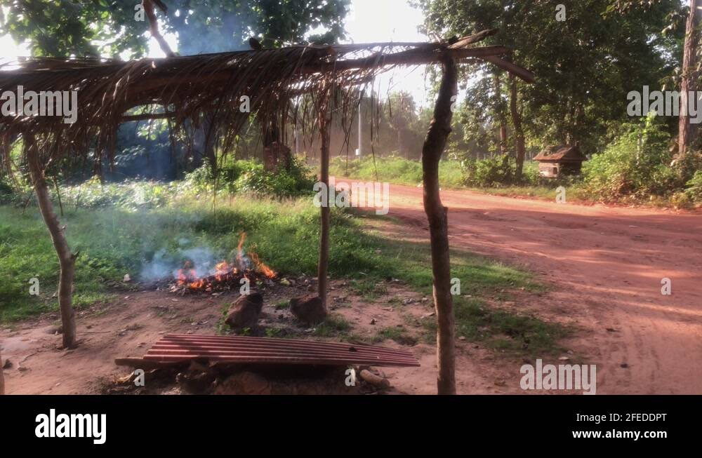 Roadside shelter Stock Videos & Footage - HD and 4K Video Clips - Alamy
