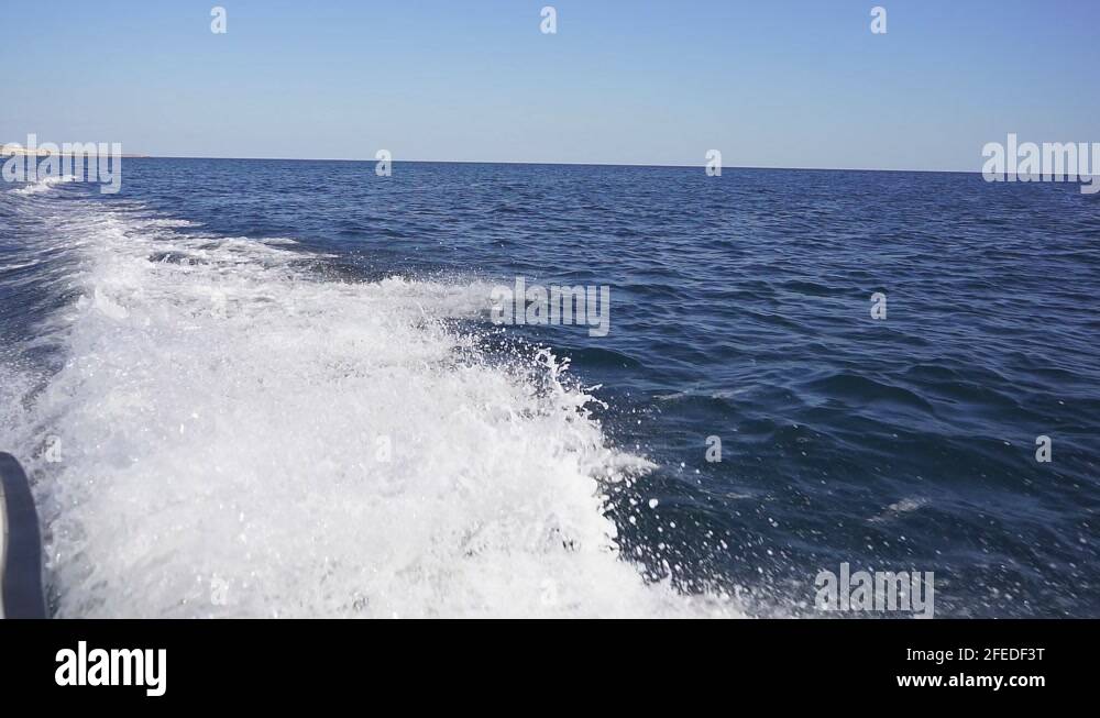 Speedboat waves Stock Videos & Footage - HD and 4K Video Clips - Alamy