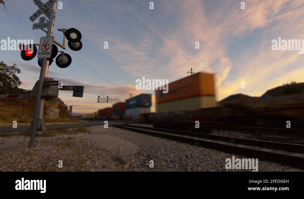 Super long train Stock Videos & Footage - HD and 4K Video Clips - Alamy