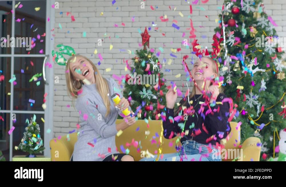 Party popper burst Stock Videos & Footage - HD and 4K Video Clips - Alamy