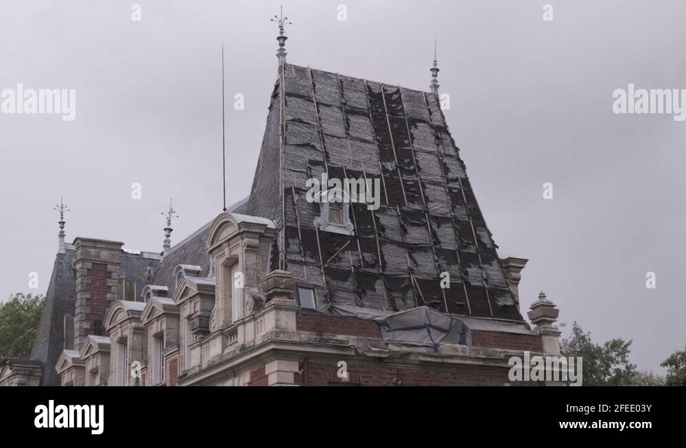 Broken castle Stock Videos & Footage - HD and 4K Video Clips - Alamy