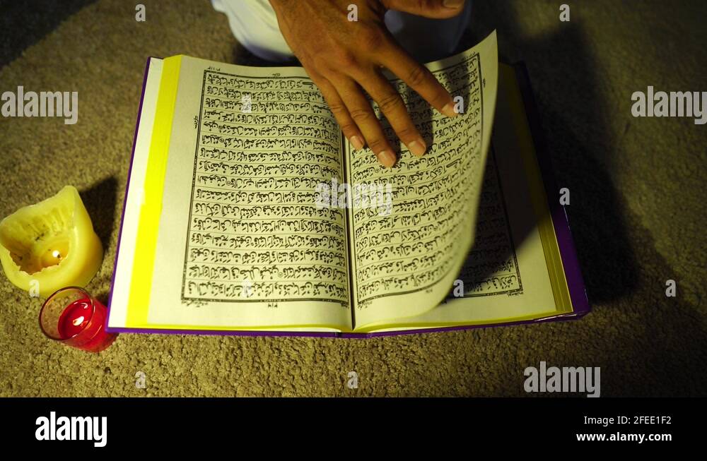 Footage 4K: Muslim man praying in mosque Stock Video Footage - Alamy