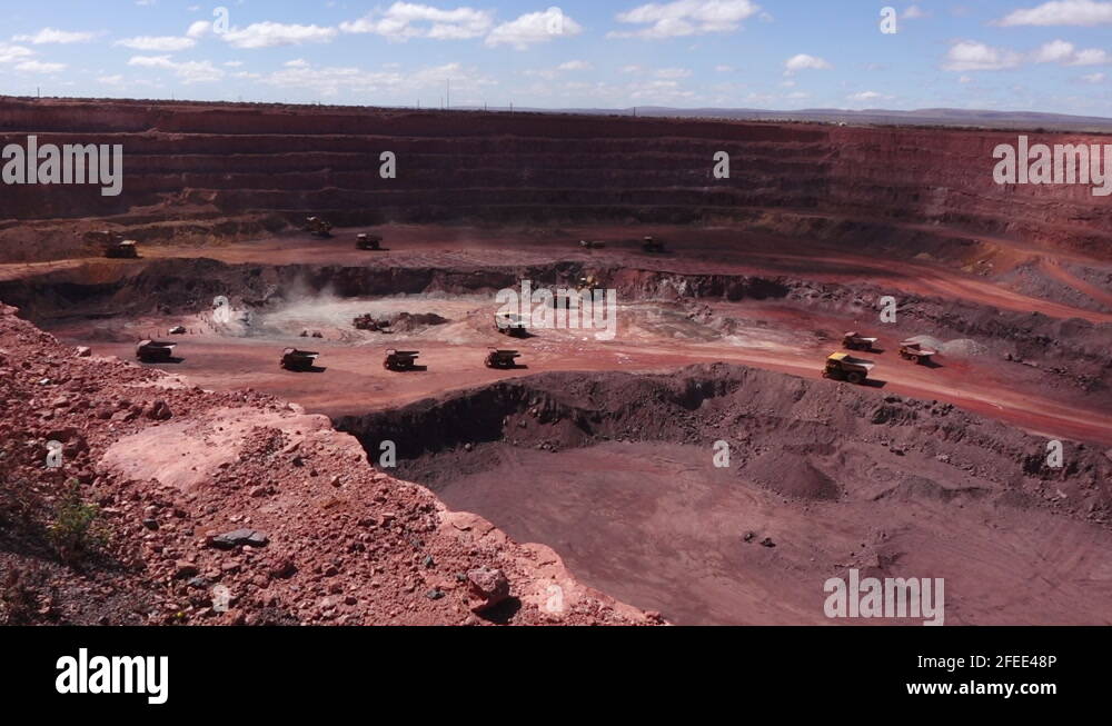 Iron ore transport Stock Videos & Footage - HD and 4K Video Clips - Alamy