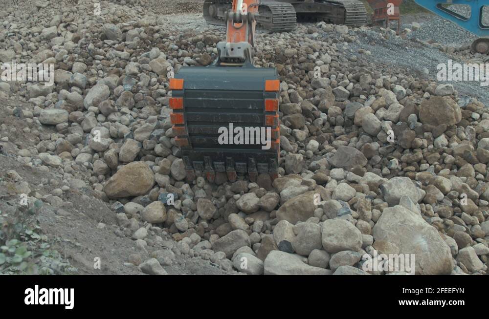 Digger steel Stock Videos & Footage - HD and 4K Video Clips - Alamy