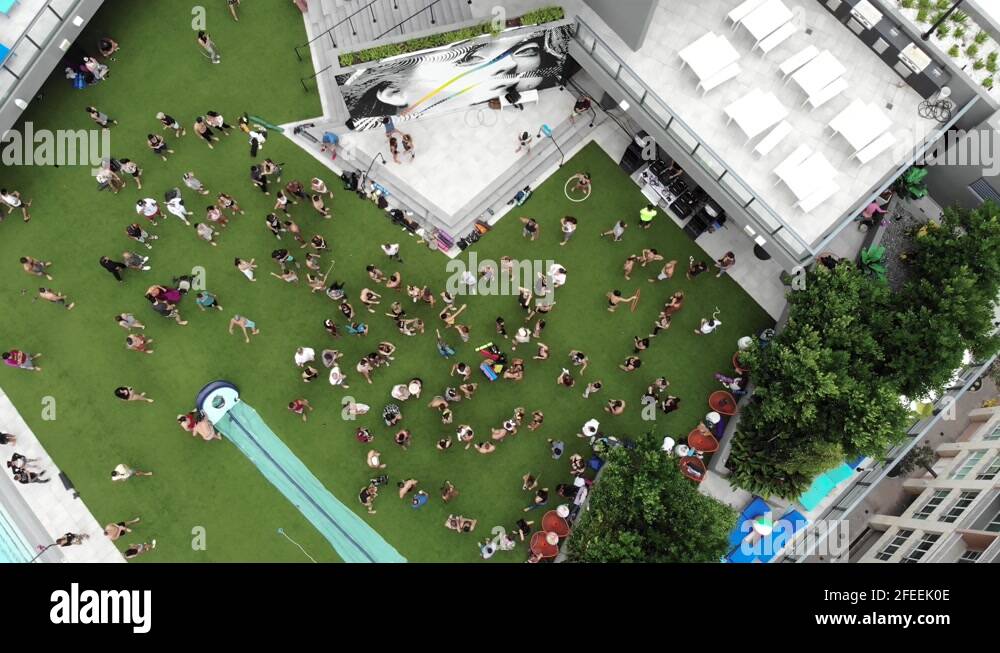 Rave on a rooftop in downtown Miami with dancing and swimming pool ...