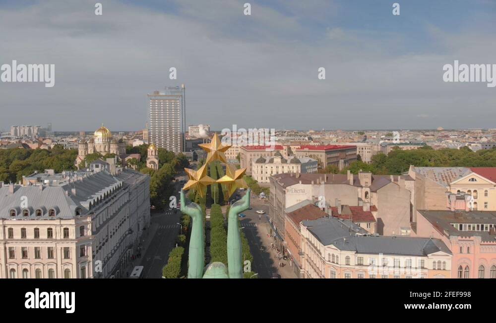 Riga statue Stock Videos & Footage - HD and 4K Video Clips - Alamy