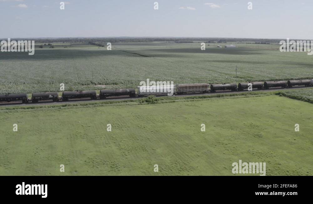 Flex train Stock Videos & Footage - HD and 4K Video Clips - Alamy