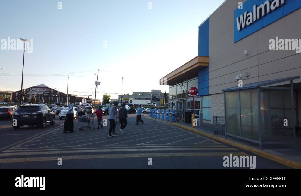 Gimbal Display of Walmart Store Entrance Stock Video Footage - Alamy
