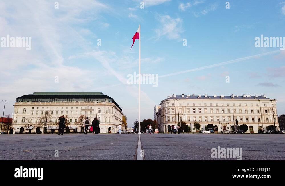 Centered square Stock Videos & Footage - HD and 4K Video Clips - Alamy