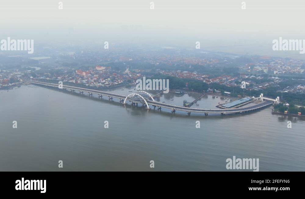 Surabaya bridge Stock Videos & Footage - HD and 4K Video Clips - Alamy