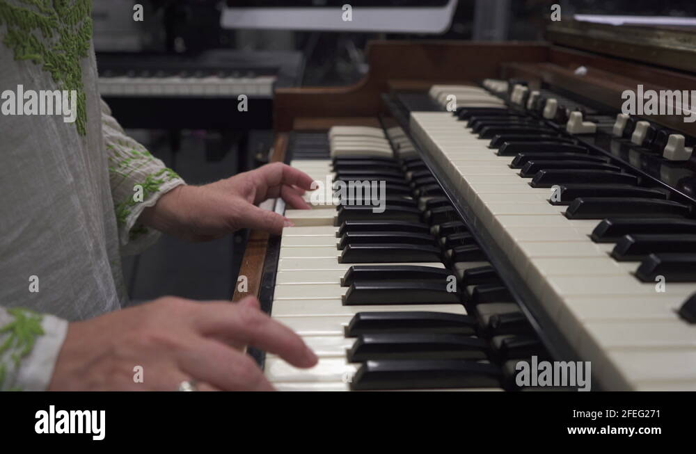 Classic organ Stock Videos & Footage - HD and 4K Video Clips - Alamy