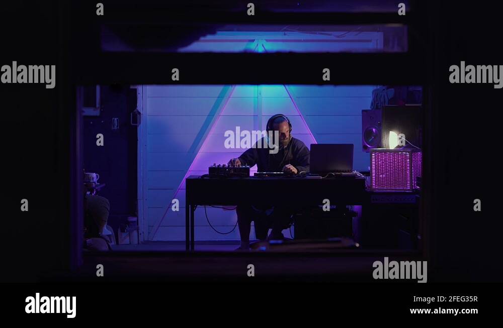 Music recording studio exterior Stock Videos & Footage - HD and 4K ...