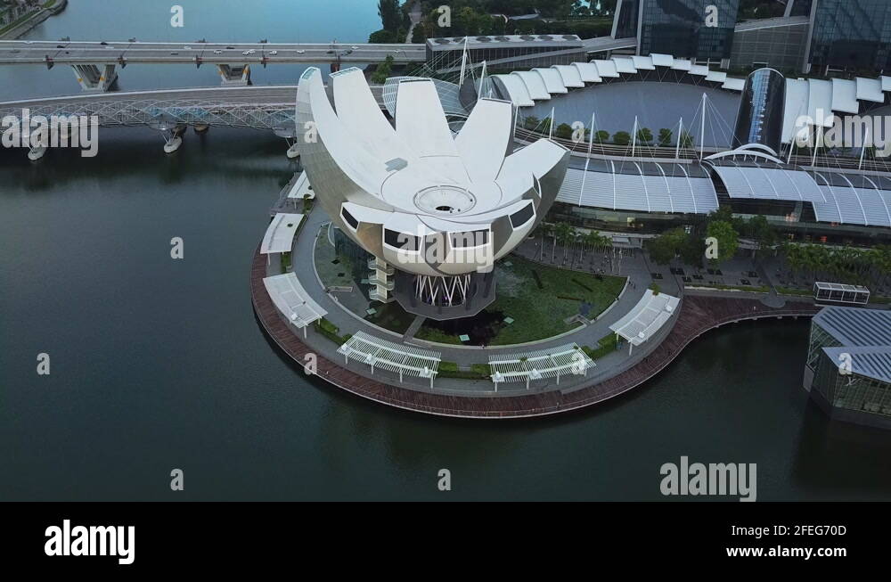 Floating art museum Stock Videos & Footage - HD and 4K Video Clips - Alamy