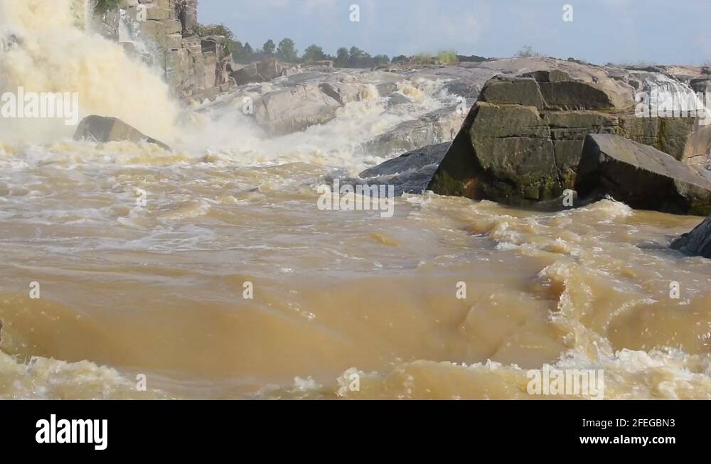 Heavy water flow waterfalls Stock Videos & Footage - HD and 4K Video ...