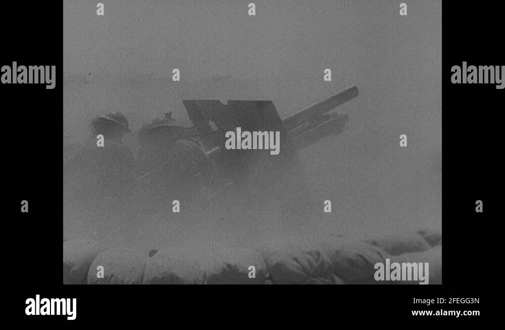 Tank cannon fire Stock Videos & Footage - HD and 4K Video Clips - Alamy