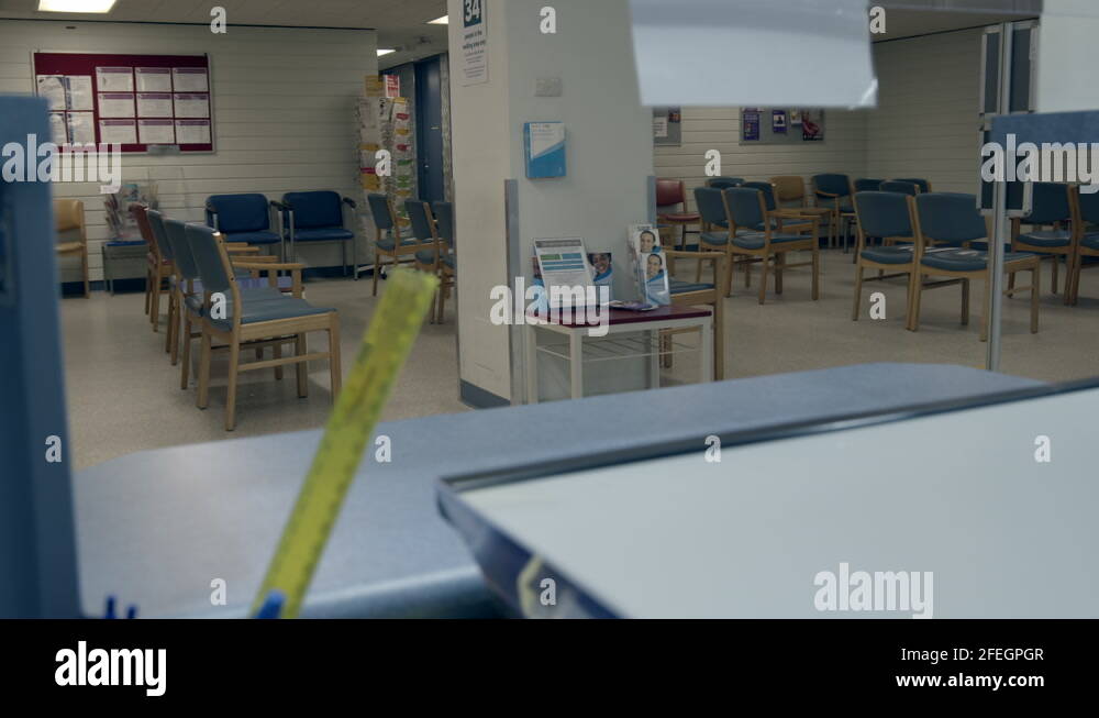 Reception desk emergency room hospital Stock Videos & Footage - HD and ...