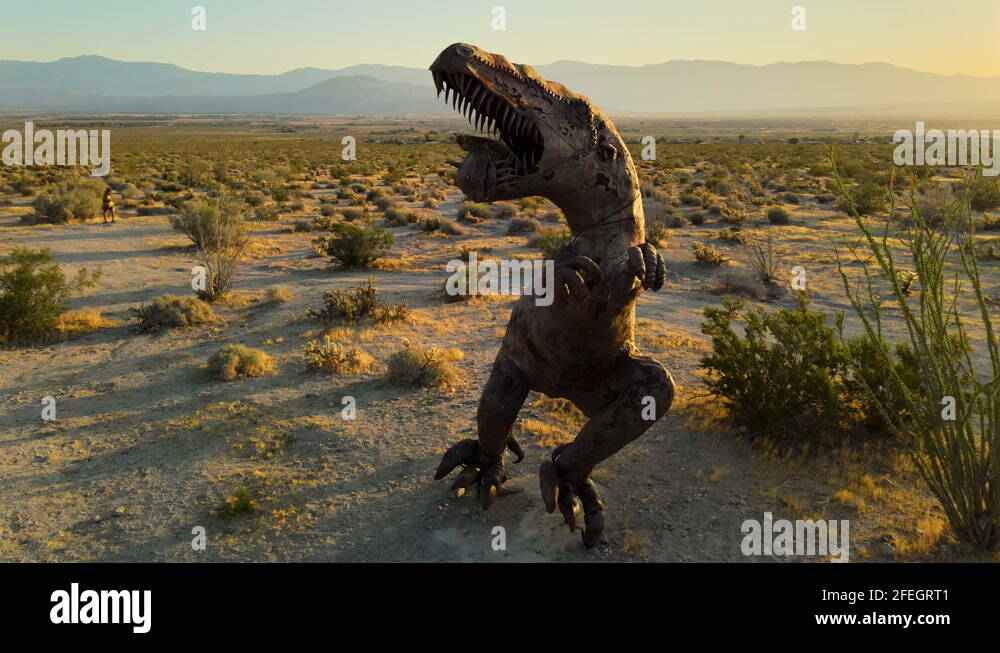 Roaring dinosaurs Stock Videos & Footage - HD and 4K Video Clips - Alamy