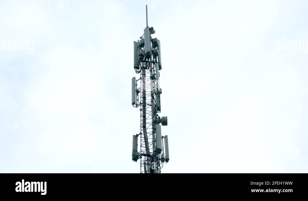 Transmitter antennas Stock Videos & Footage - HD and 4K Video Clips - Alamy