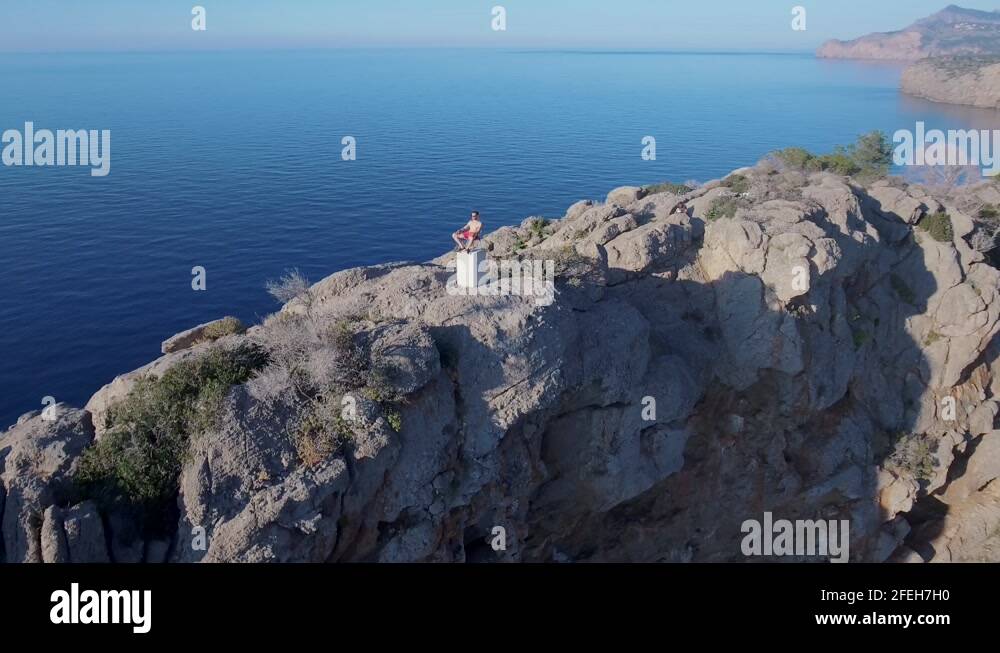 Folding cliff Stock Videos & Footage - HD and 4K Video Clips - Alamy