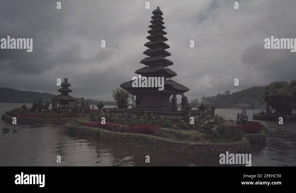 Agama hindu bali Stock Videos & Footage - HD and 4K Video Clips - Alamy