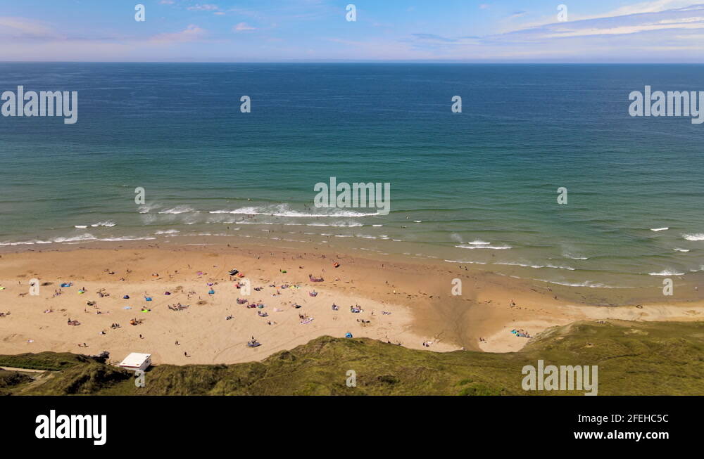 Cornwall newquay beach busy Stock Videos & Footage - HD and 4K Video ...