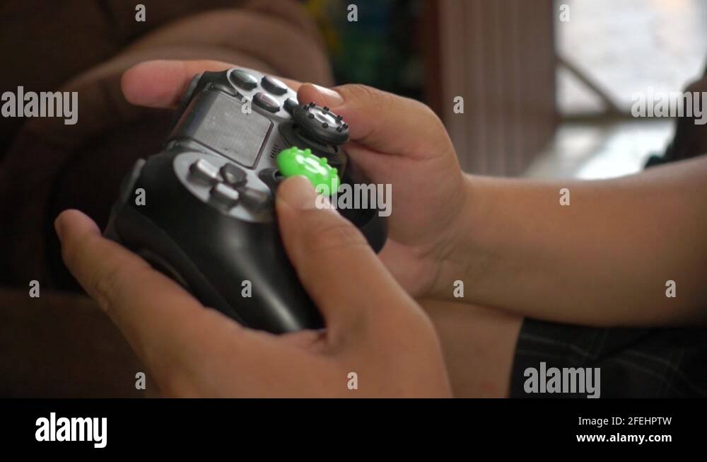 Console gamer Stock Videos & Footage - HD and 4K Video Clips - Alamy