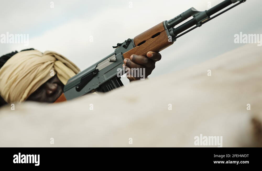 Ak 47 assault gun Stock Videos & Footage - HD and 4K Video Clips - Alamy