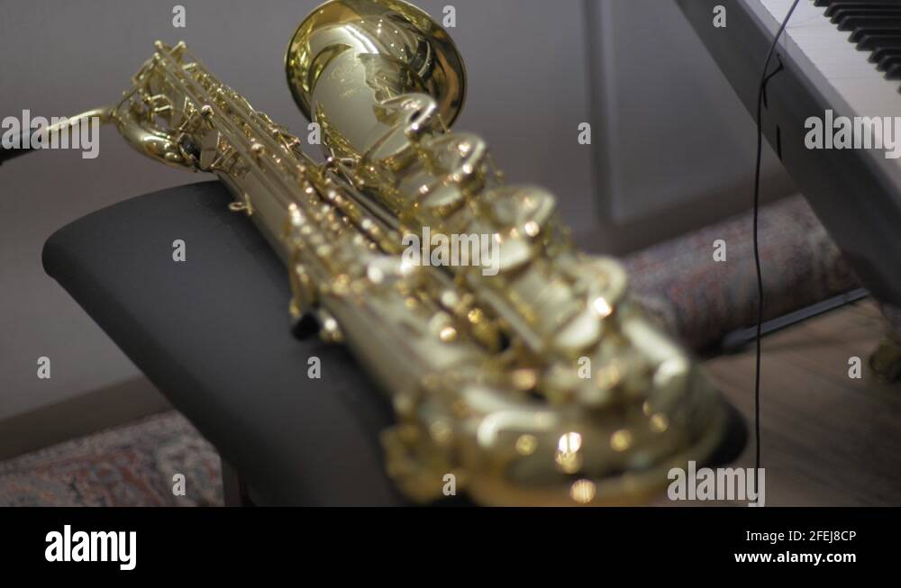 Golden stool Stock Videos & Footage - HD and 4K Video Clips - Alamy