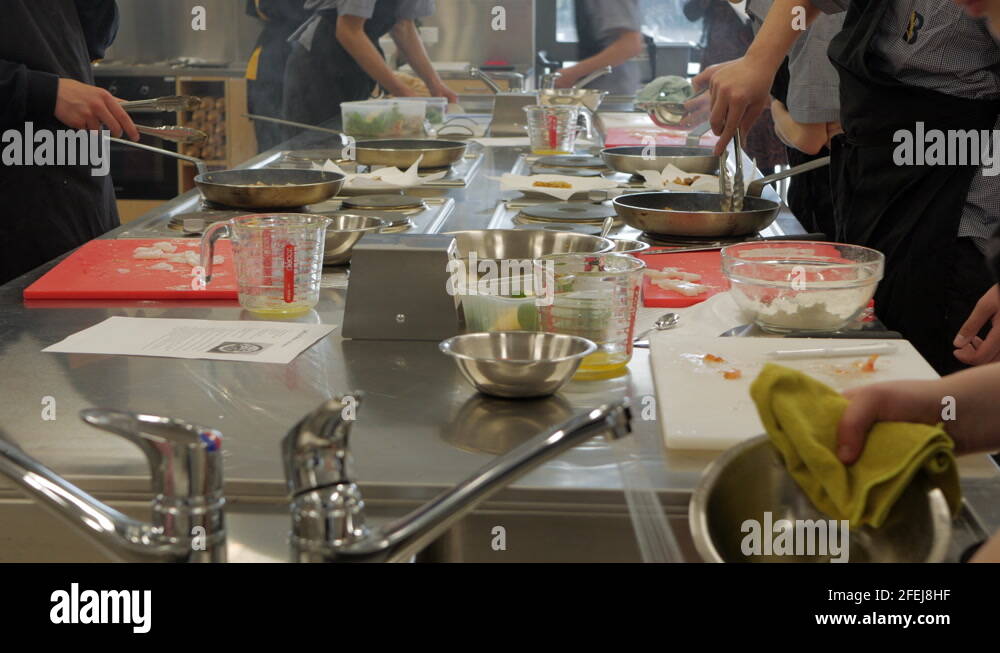 Food nutrition class Stock Videos & Footage - HD and 4K Video Clips - Alamy