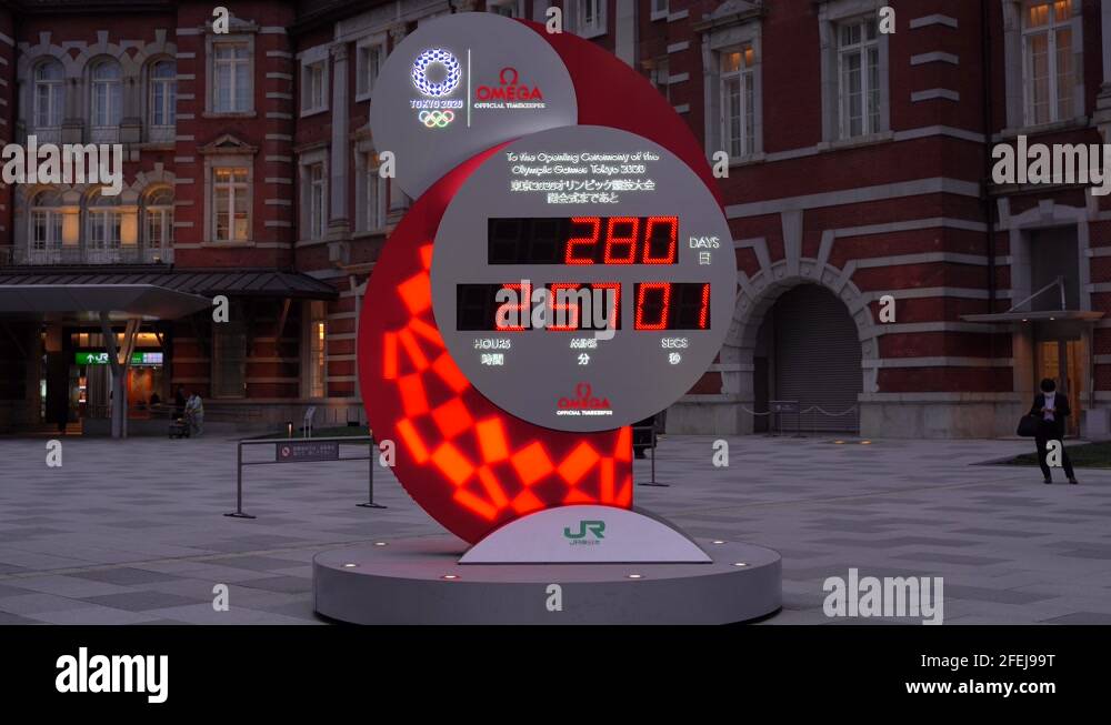 Tokyo Olympic Games countdown clock in front of Tokyo Station with ...