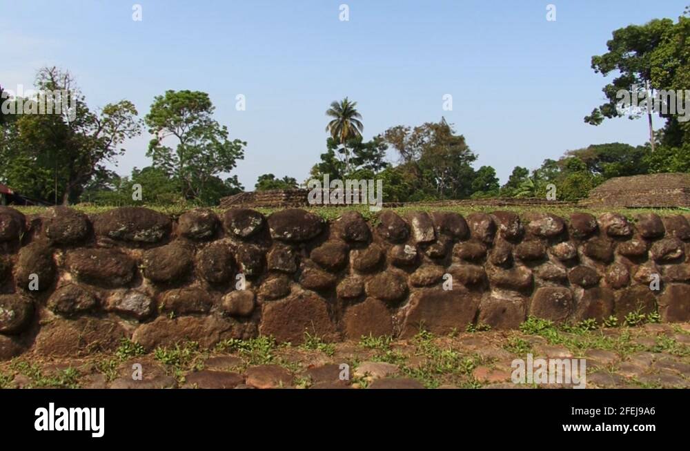 Olmecs stone Stock Videos & Footage - HD and 4K Video Clips - Alamy