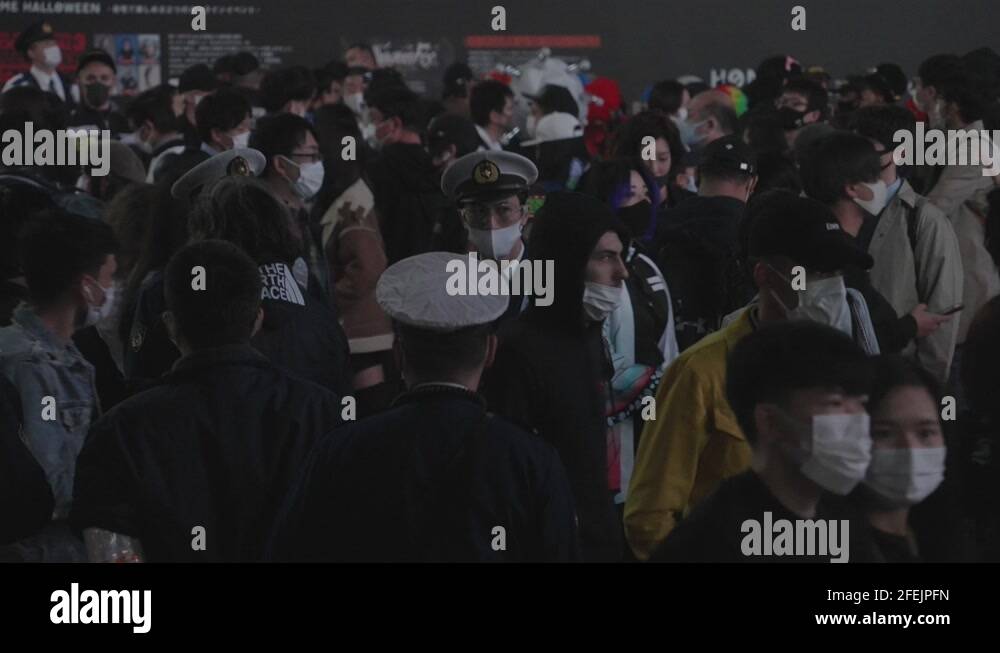 Conducting the crowd Stock Videos & Footage - HD and 4K Video Clips - Alamy