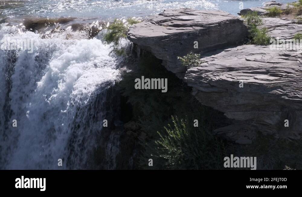 Lip of waterfall Stock Videos & Footage - HD and 4K Video Clips - Alamy