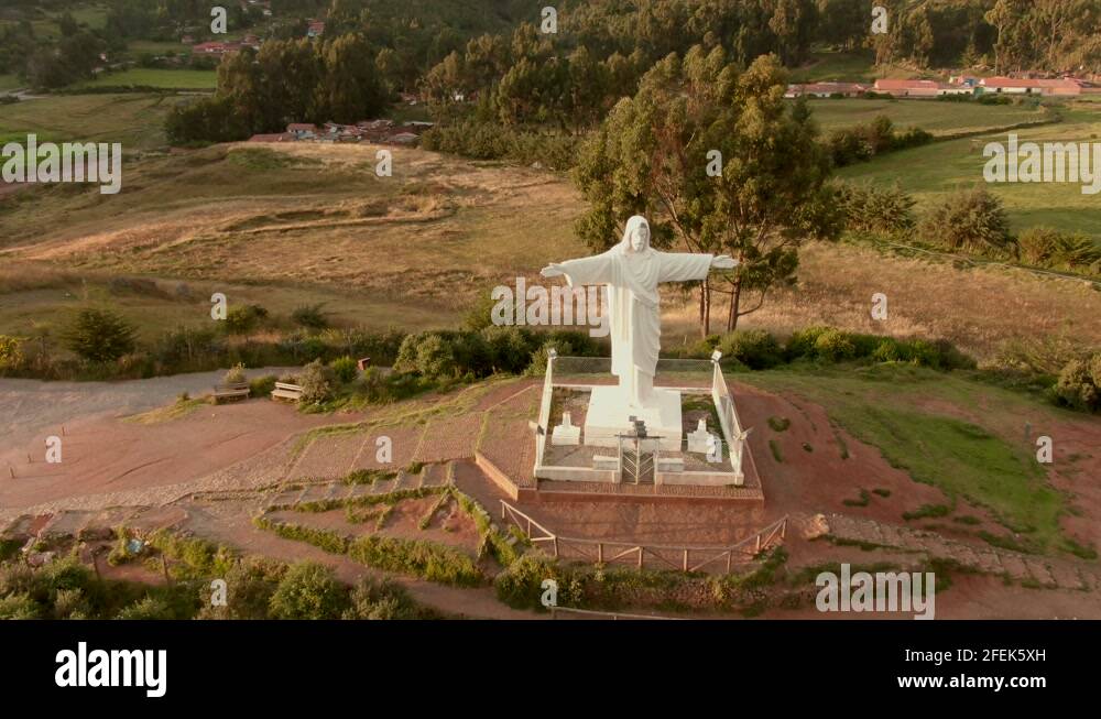 Cristo blanco statue Stock Videos & Footage - HD and 4K Video Clips - Alamy