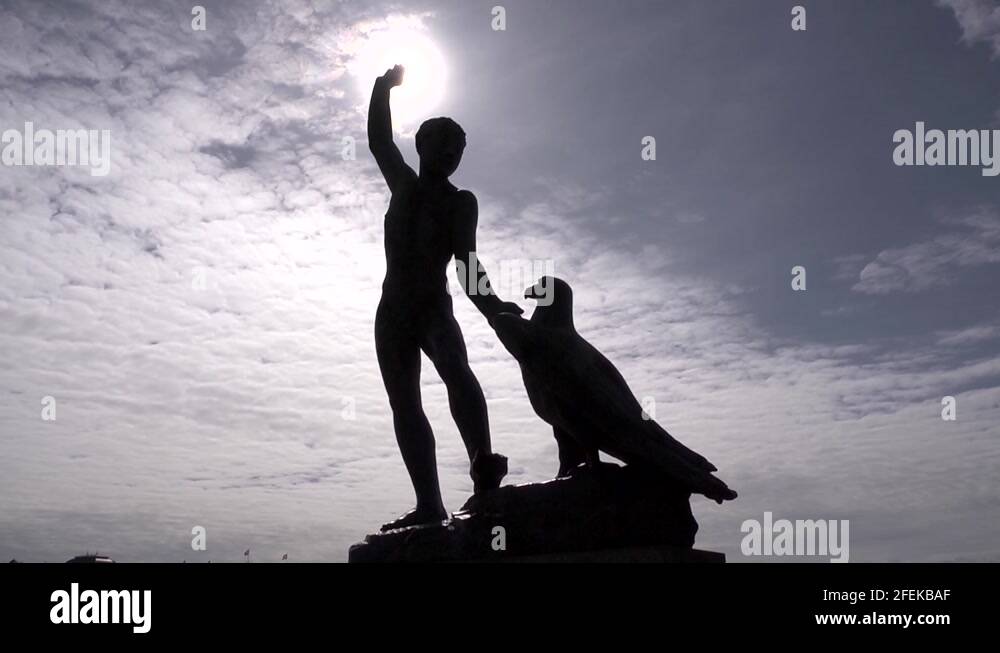 Swiss statue Stock Videos & Footage - HD and 4K Video Clips - Alamy