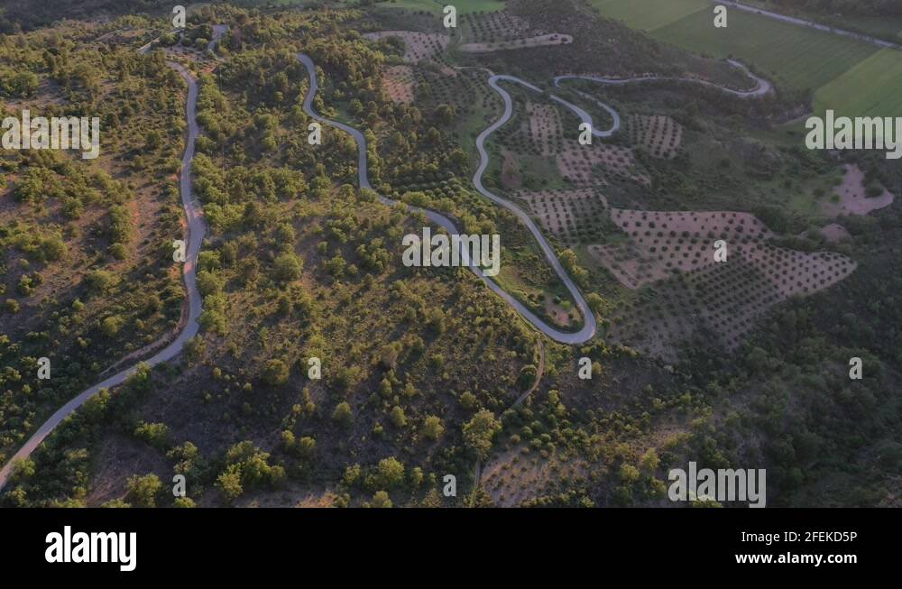 Curvas curvas Stock Videos & Footage - HD and 4K Video Clips - Alamy