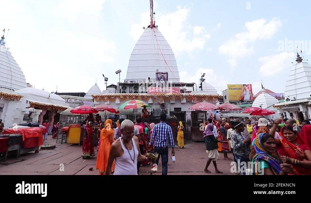 Pilgrims pay rituals at Baidyanath Dham temple in Deoghar, Jharkhand ...