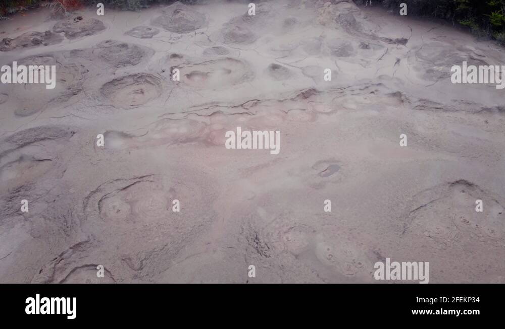 Bubbling mud rotorua Stock Videos & Footage - HD and 4K Video Clips - Alamy