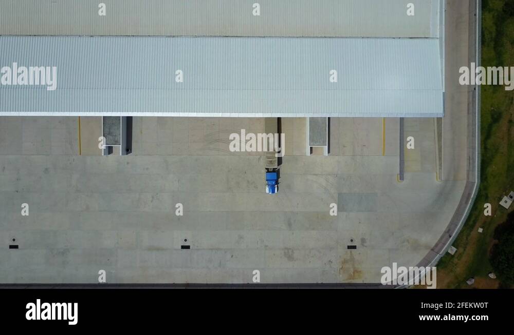 Blue lorry Stock Videos & Footage - HD and 4K Video Clips - Alamy